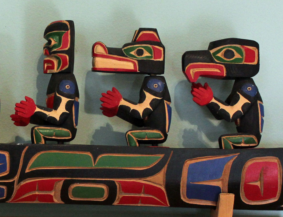 First Nations Canoe with Five Rowing Figures - Forest Gems Gallery