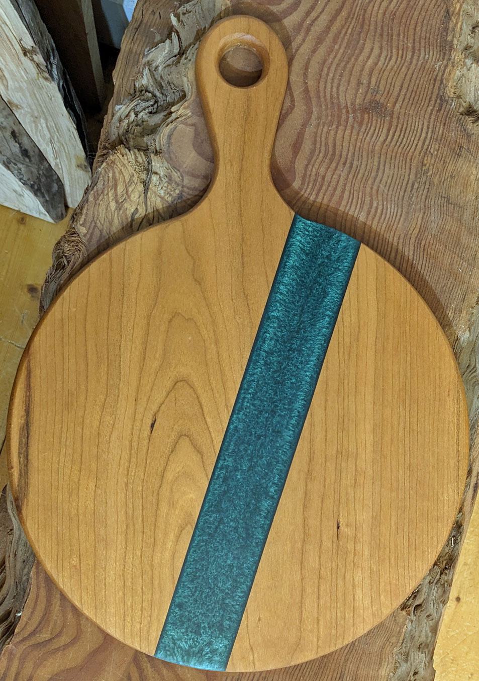 Food-Safe Epoxy and Wood Serving Boards - Forest Gems Gallery